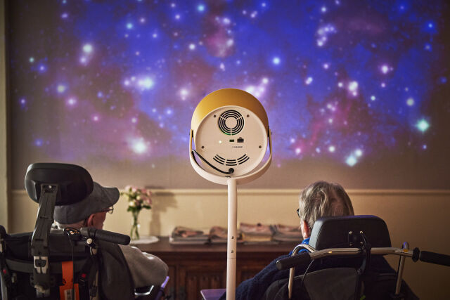 La Tovertafel Pixie : le jeu interactif adapté aux aînés - MJ INNOV